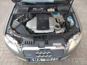 Pelēks Audi A4 2006 Rīga, ar dzinēja tilpumu 3.00 L un nobraukumu 360 tūkst. km par 2400 €, foto 8 vietnē AUTOMOTO.COM.LV