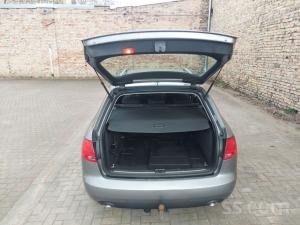 Pelēks Audi A4 2006 Rīga, ar dzinēja tilpumu 3.00 L un nobraukumu 360 tūkst. km par 2400 €, foto 12 vietnē AUTOMOTO.COM.LV