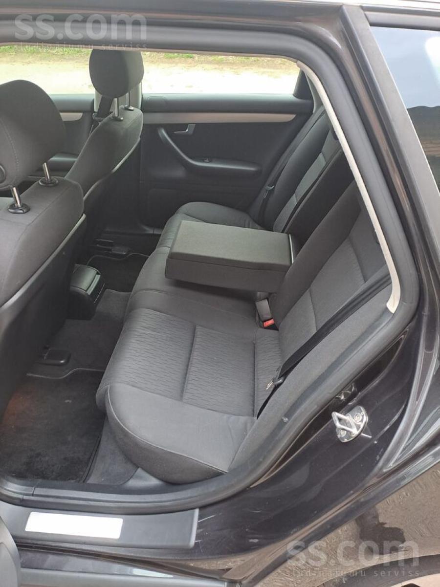 Pelēks Audi A4 2006 Daugavpils, ar dzinēja tilpumu 2.00 L un nobraukumu 0 tūkst. km par 3750 €, foto 12 vietnē AUTOMOTO.COM.LV
