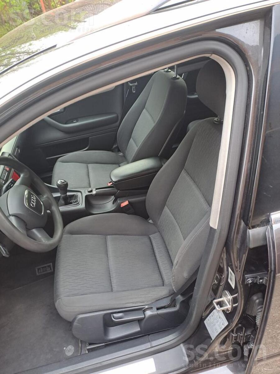 Pelēks Audi A4 2006 Daugavpils, ar dzinēja tilpumu 2.00 L un nobraukumu 0 tūkst. km par 3750 €, foto 13 vietnē AUTOMOTO.COM.LV