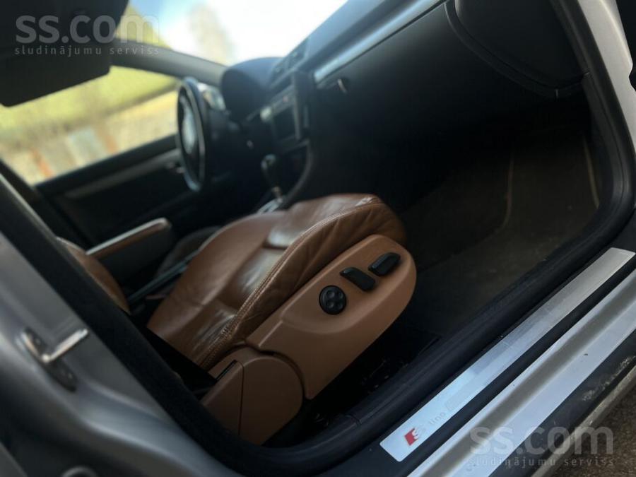 Grey Audi A4 2006 in Riga, with an engine capacity of 3.00 L and mileage of 326 thousand km for 2260 €, photo 16 on AUTOMOTO.COM.LV