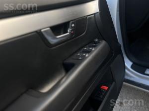 Grey Audi A4 2006 in Riga, with an engine capacity of 3.00 L and mileage of 326 thousand km for 2260 €, photo 17 on AUTOMOTO.COM.LV