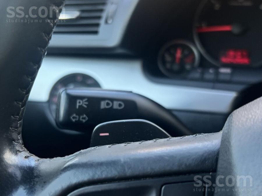 Grey Audi A4 2006 in Riga, with an engine capacity of 3.00 L and mileage of 326 thousand km for 2260 €, photo 24 on AUTOMOTO.COM.LV
