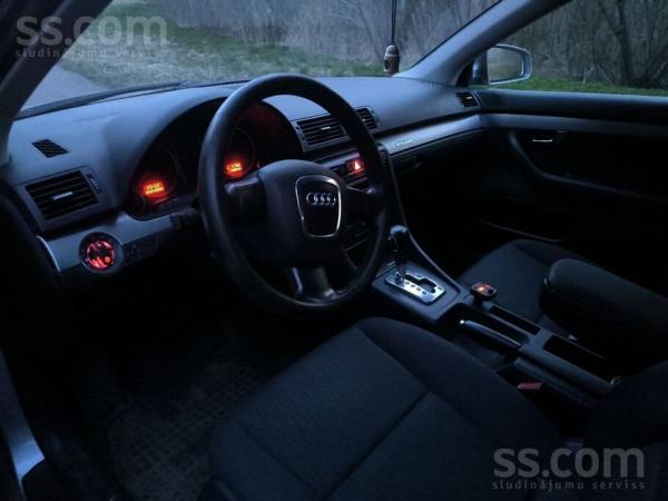 Pelēks Audi A4 2006 Rēzekne, ar dzinēja tilpumu 3.00 L un nobraukumu 398 tūkst. km par 2400 €, foto 6 vietnē AUTOMOTO.COM.LV