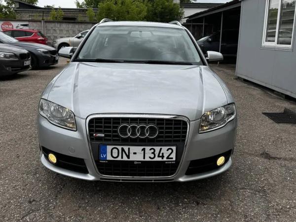 Grey Audi A4 2006 in Daugavpils, with an engine capacity of 2.00 L and mileage of 281 thousand km for 4690 €, photo 2 on AUTOMOTO.COM.LV