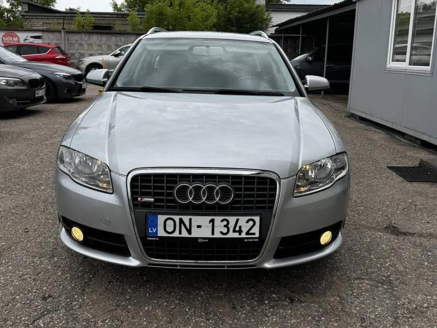 Pelēks Audi A4 2006 Daugavpils, ar dzinēja tilpumu 2.00 L un nobraukumu 281 tūkst. km par 4690 €, foto 3 vietnē AUTOMOTO.COM.LV