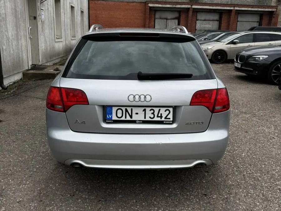 Pelēks Audi A4 2006 Daugavpils, ar dzinēja tilpumu 2.00 L un nobraukumu 281 tūkst. km par 4690 €, foto 6 vietnē AUTOMOTO.COM.LV