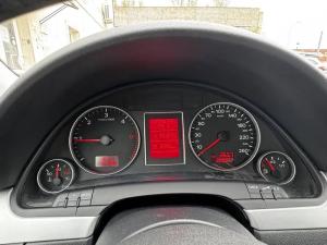 Pelēks Audi A4 2006 Daugavpils, ar dzinēja tilpumu 2.00 L un nobraukumu 281 tūkst. km par 4690 €, foto 16 vietnē AUTOMOTO.COM.LV