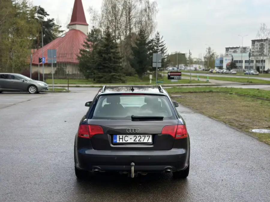 Grey Audi A4 2006 in Riga, with an engine capacity of 2.00 L and mileage of 350 thousand km for 1990 €, photo 15 on AUTOMOTO.COM.LV