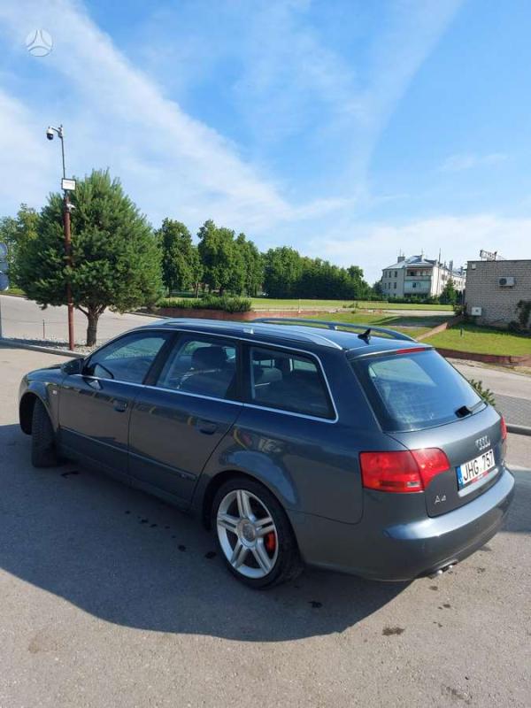 Pelēks Audi A4 2006 Kauņa, ar dzinēja tilpumu 1.99 L un nobraukumu 305 tūkst. km par 2800 €, foto 5 vietnē AUTOMOTO.COM.LV