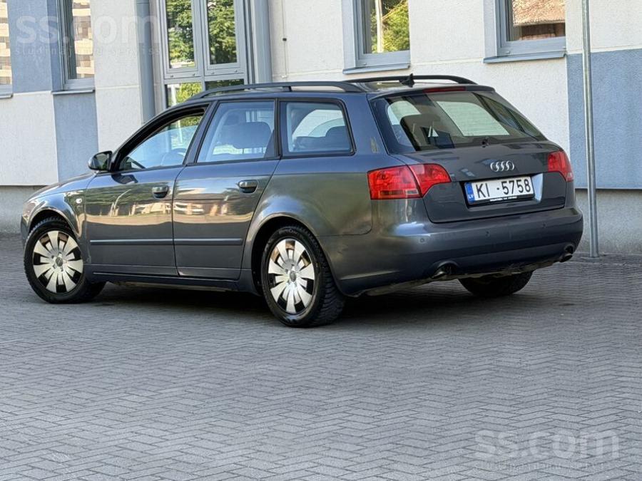 Pelēks Audi A4 2006 Jelgava, ar dzinēja tilpumu 2.70 L un nobraukumu 387 tūkst. km par 1950 €, foto 5 vietnē AUTOMOTO.COM.LV