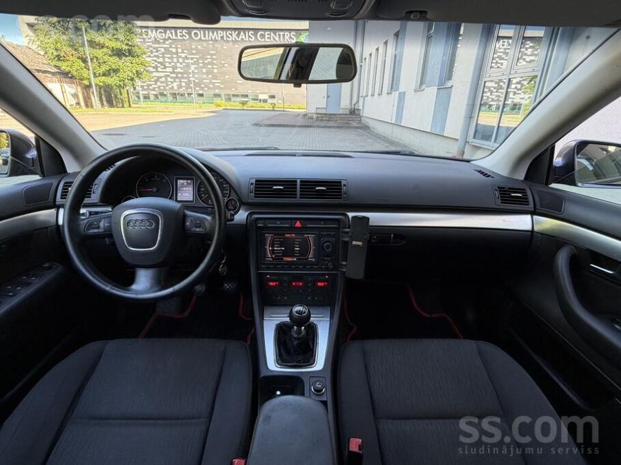 Pelēks Audi A4 2006 Jelgava, ar dzinēja tilpumu 2.70 L un nobraukumu 387 tūkst. km par 1950 €, foto 12 vietnē AUTOMOTO.COM.LV