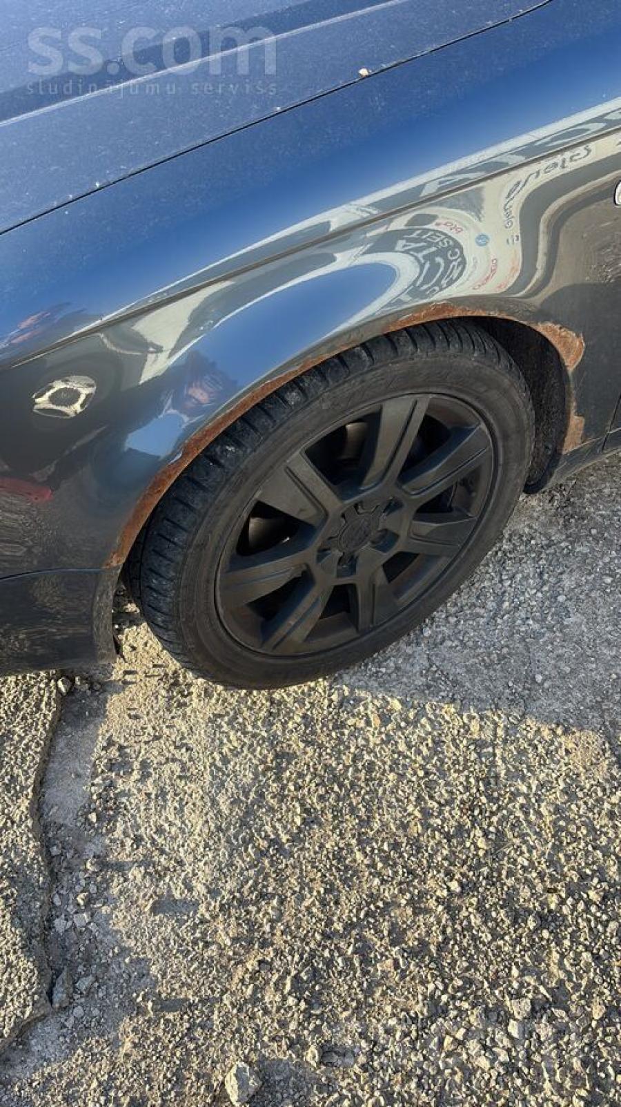 Pelēks Audi A4 2006 Rīga, ar dzinēja tilpumu 2.00 L un nobraukumu 290 tūkst. km par 2100 €, foto 3 vietnē AUTOMOTO.COM.LV