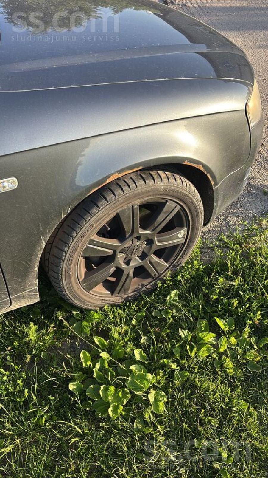Pelēks Audi A4 2006 Rīga, ar dzinēja tilpumu 2.00 L un nobraukumu 290 tūkst. km par 2100 €, foto 4 vietnē AUTOMOTO.COM.LV