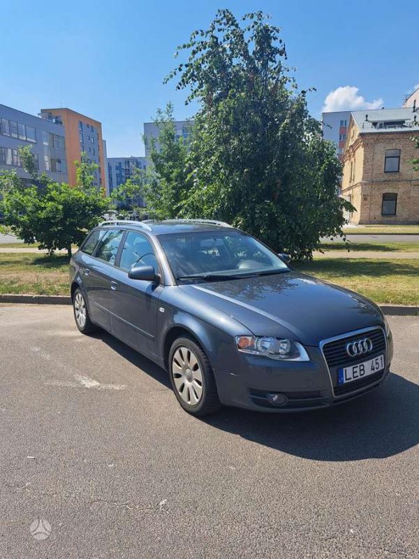Grey Audi A4 2006 in Vilnius, with an engine capacity of 1.97 L and mileage of 314 thousand km for 2600 €, photo 2 on AUTOMOTO.COM.LV