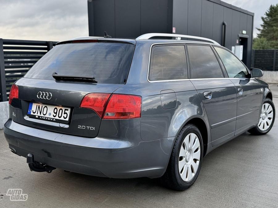 Grey Audi A4 2006 in Vilnius, with an engine capacity of 2.00 L and mileage of 331 thousand km for 2740 €, photo 7 on AUTOMOTO.COM.LV