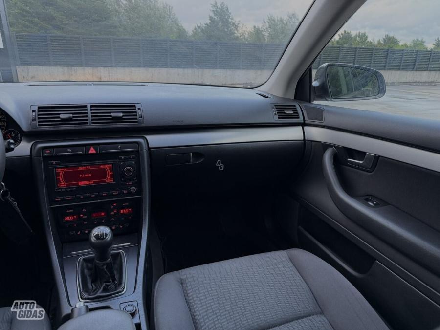 Grey Audi A4 2006 in Vilnius, with an engine capacity of 2.00 L and mileage of 331 thousand km for 2740 €, photo 11 on AUTOMOTO.COM.LV