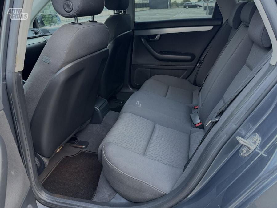 Grey Audi A4 2006 in Vilnius, with an engine capacity of 2.00 L and mileage of 331 thousand km for 2740 €, photo 20 on AUTOMOTO.COM.LV