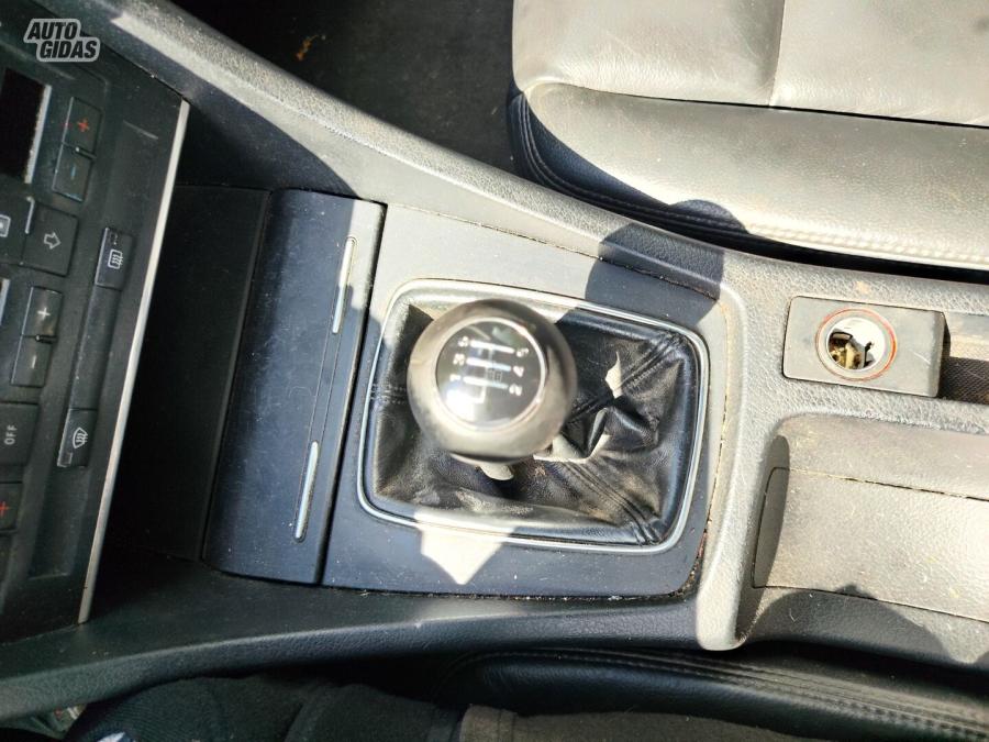 Grey Audi A4 2006 in Ignalina, with an engine capacity of 3.00 L and mileage of 300 thousand km for 1600 €, photo 19 on AUTOMOTO.COM.LV