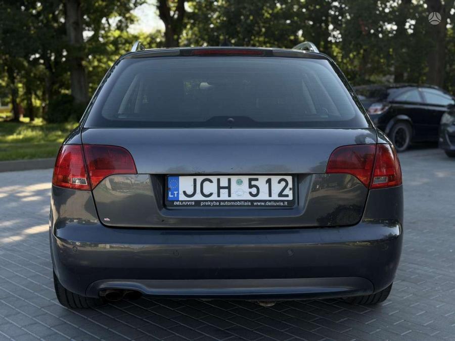 Grey Audi A4 2006 in Rokiskis, with an engine capacity of 1.97 L and mileage of 430 thousand km for 1650 €, photo 12 on AUTOMOTO.COM.LV