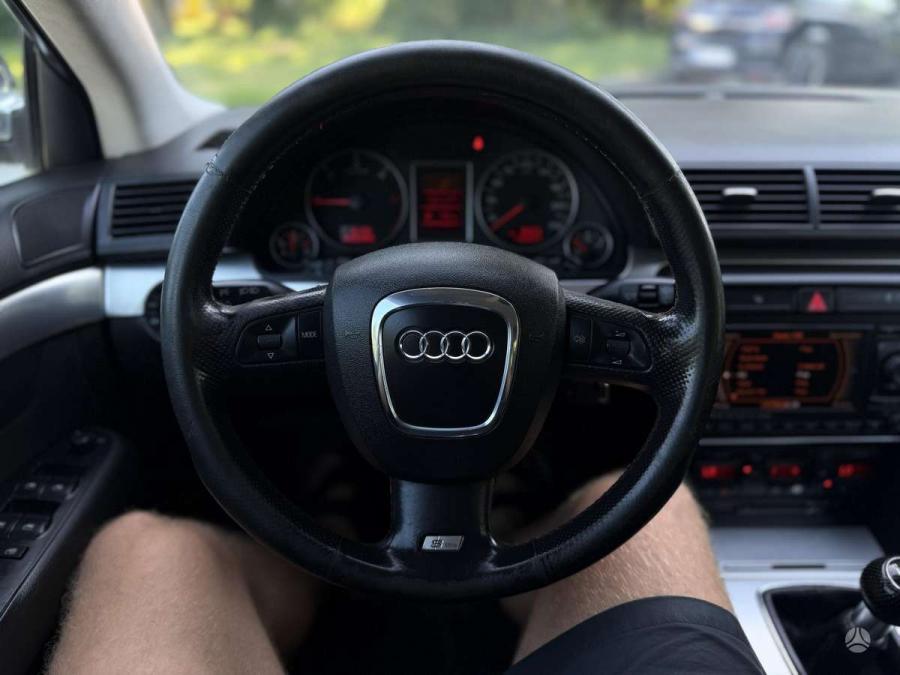 Grey Audi A4 2006 in Rokiskis, with an engine capacity of 1.97 L and mileage of 430 thousand km for 1650 €, photo 19 on AUTOMOTO.COM.LV