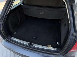 Grey Audi A4 2006 in Rokiskis, with an engine capacity of 1.97 L and mileage of 430 thousand km for 1650 €, photo 30 on AUTOMOTO.COM.LV