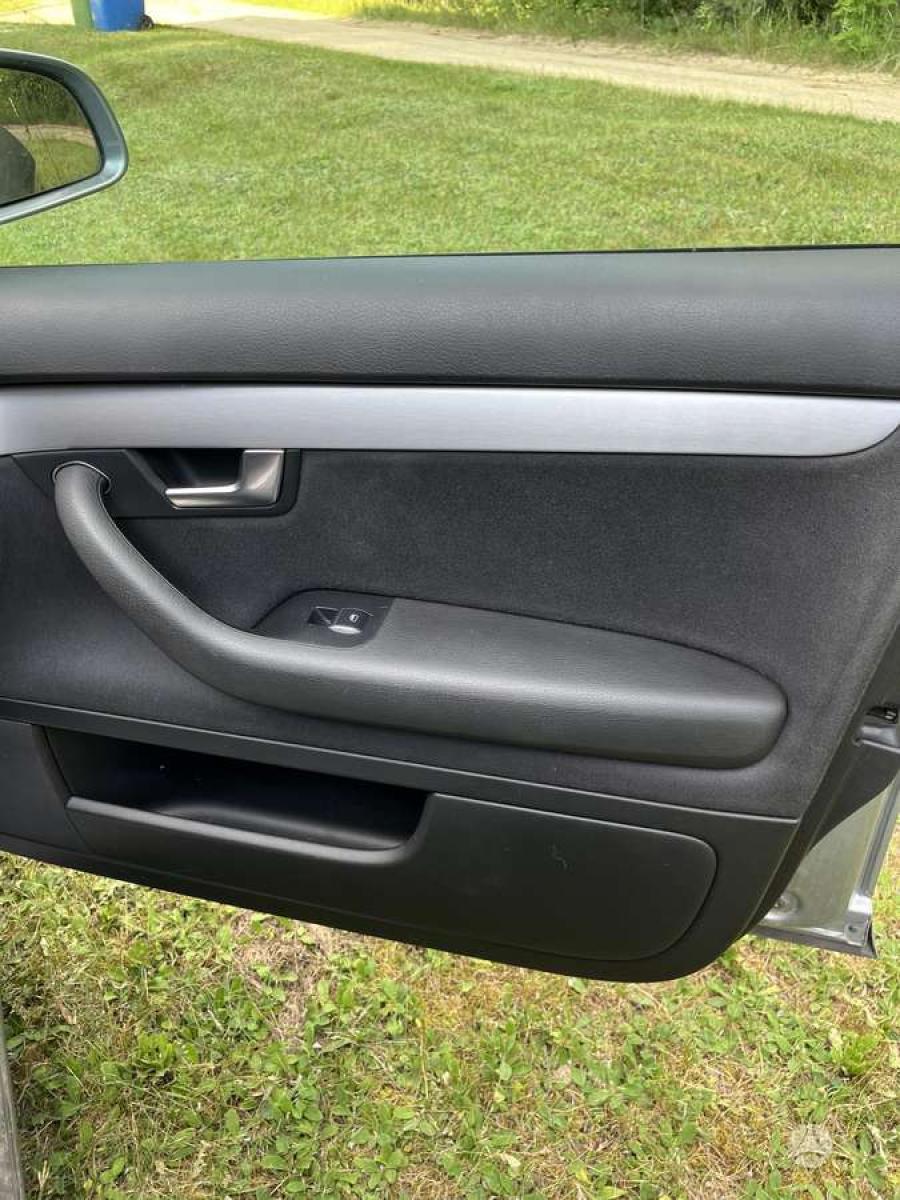 Pelēks Audi A4 2006 Kazlų Rūda, ar dzinēja tilpumu 1.97 L un nobraukumu 292 tūkst. km par 2500 €, foto 12 vietnē AUTOMOTO.COM.LV