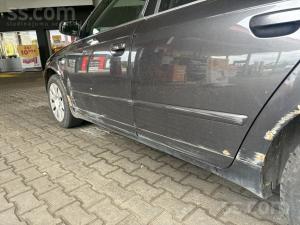 Grey Audi A4 2006 in Riga, with an engine capacity of 2.00 L and mileage of 325 thousand km for 1190 €, photo 10 on AUTOMOTO.COM.LV