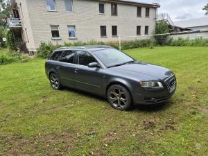 Grey Audi A4 2006 in Vilnius, with an engine capacity of 2.00 L and mileage of 316 thousand km for 2148 €, photo 8 on AUTOMOTO.COM.LV