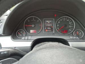 Grey Audi A4 2006 in Vilnius, with an engine capacity of 2.00 L and mileage of 316 thousand km for 2148 €, photo 15 on AUTOMOTO.COM.LV