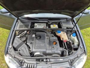 Grey Audi A4 2006 in Vilnius, with an engine capacity of 2.00 L and mileage of 316 thousand km for 2148 €, photo 17 on AUTOMOTO.COM.LV