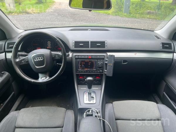 Grey Audi A4 2006 in Riga, with an engine capacity of 2.50 L and mileage of 294 thousand km for 2100 €, photo 5 on AUTOMOTO.COM.LV