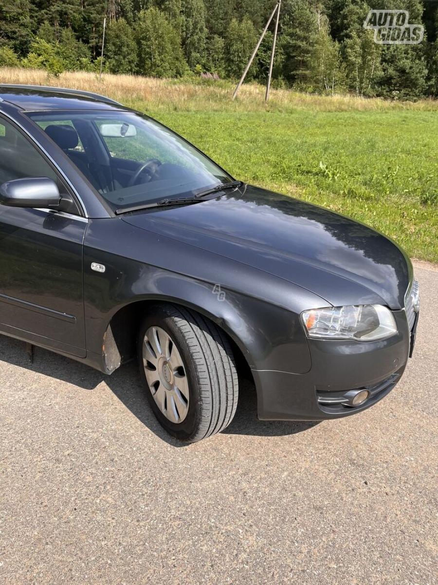 Pelēks Audi A4 2006 Viļņa, ar dzinēja tilpumu 2.00 L un nobraukumu 357 tūkst. km par 2000 €, foto 11 vietnē AUTOMOTO.COM.LV