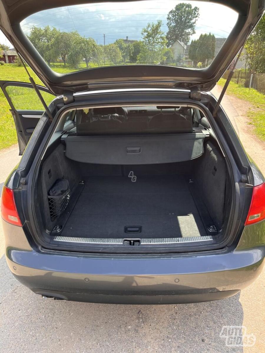 Pelēks Audi A4 2006 Viļņa, ar dzinēja tilpumu 2.00 L un nobraukumu 357 tūkst. km par 2000 €, foto 17 vietnē AUTOMOTO.COM.LV