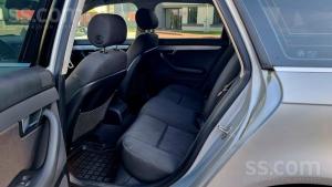 Pelēks Audi A4 2006 Cēsis, ar dzinēja tilpumu 2.00 L un nobraukumu 325 tūkst. km par 2500 €, foto 34 vietnē AUTOMOTO.COM.LV