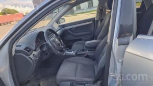 Pelēks Audi A4 2006 Cēsis, ar dzinēja tilpumu 2.00 L un nobraukumu 325 tūkst. km par 2500 €, foto 38 vietnē AUTOMOTO.COM.LV
