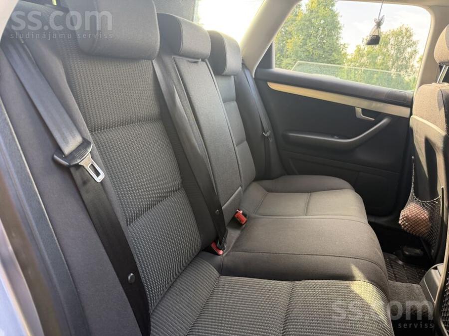 Pelēks Audi A4 2006 Daugavpils, ar dzinēja tilpumu 2.00 L un nobraukumu 287 tūkst. km par 2500 €, foto 11 vietnē AUTOMOTO.COM.LV