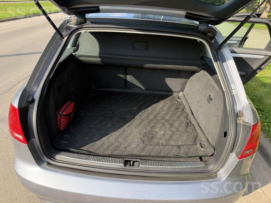 Pelēks Audi A4 2006 Daugavpils, ar dzinēja tilpumu 2.00 L un nobraukumu 287 tūkst. km par 2500 €, foto 13 vietnē AUTOMOTO.COM.LV