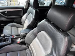 Pelēks Audi A4 2006 Daugavpils, ar dzinēja tilpumu 2.00 L un nobraukumu 291 tūkst. km par 3950 €, foto 23 vietnē AUTOMOTO.COM.LV