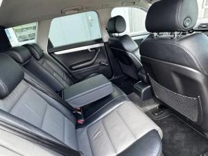 Pelēks Audi A4 2006 Daugavpils, ar dzinēja tilpumu 2.00 L un nobraukumu 291 tūkst. km par 3950 €, foto 25 vietnē AUTOMOTO.COM.LV