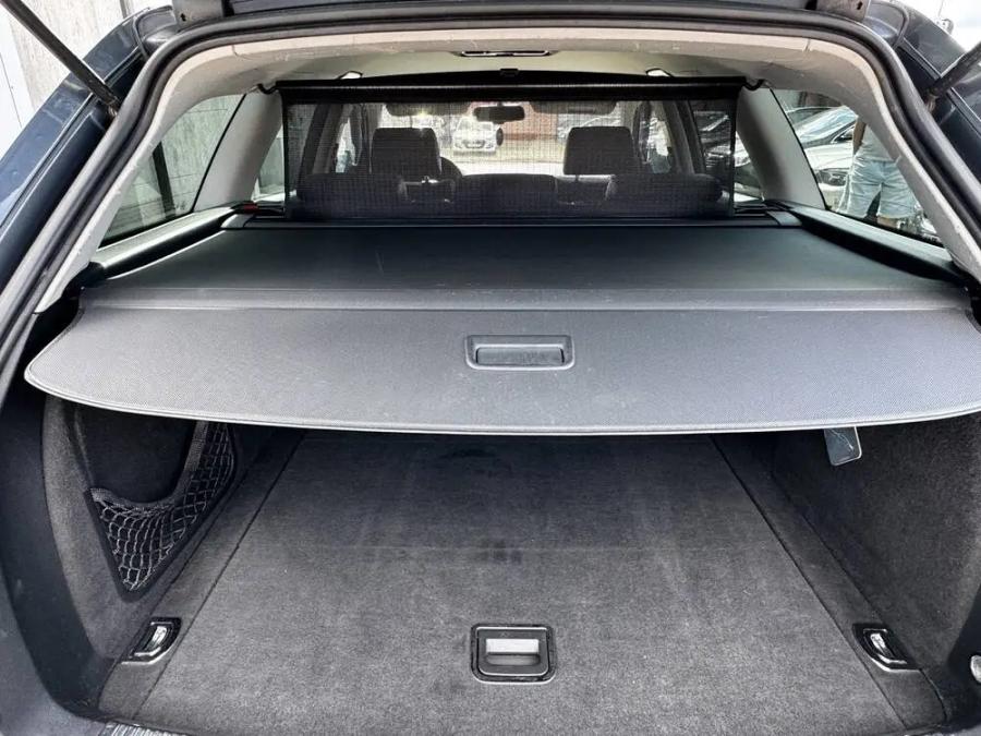 Pelēks Audi A4 2006 Daugavpils, ar dzinēja tilpumu 2.00 L un nobraukumu 291 tūkst. km par 3950 €, foto 27 vietnē AUTOMOTO.COM.LV