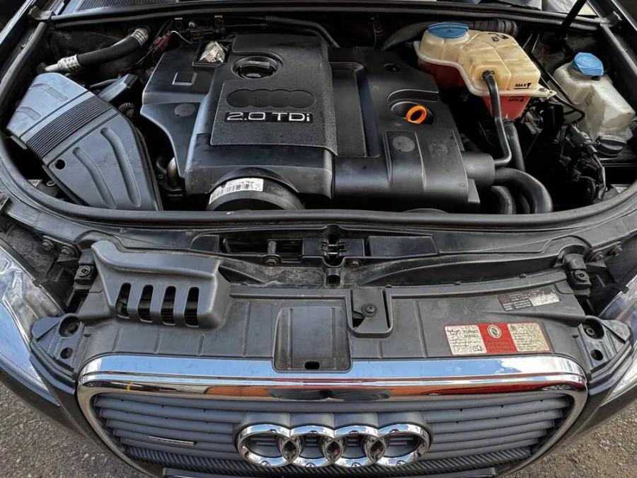 Pelēks Audi A4 2006 Daugavpils, ar dzinēja tilpumu 2.00 L un nobraukumu 291 tūkst. km par 3950 €, foto 28 vietnē AUTOMOTO.COM.LV