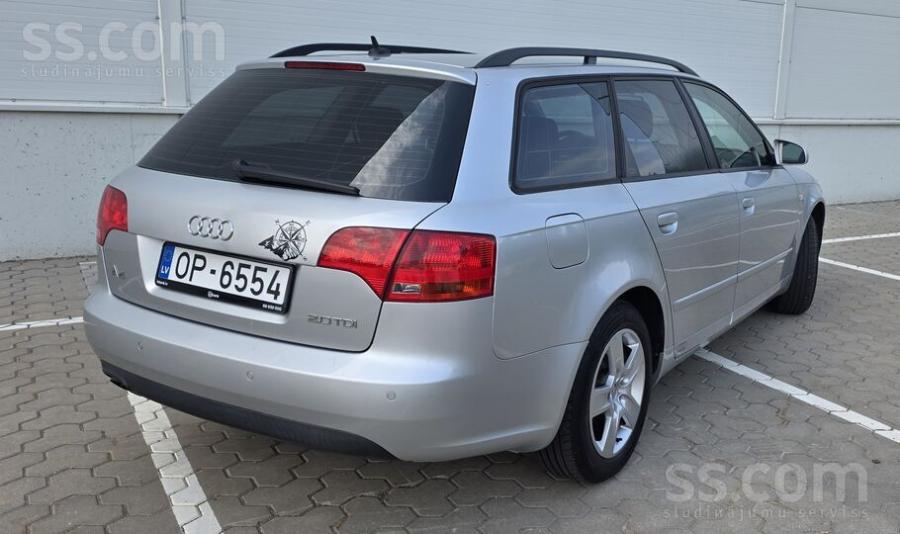 Pelēks Audi A4 2006 Rīga, ar dzinēja tilpumu 2.00 L un nobraukumu 261 tūkst. km par 3550 €, foto 7 vietnē AUTOMOTO.COM.LV