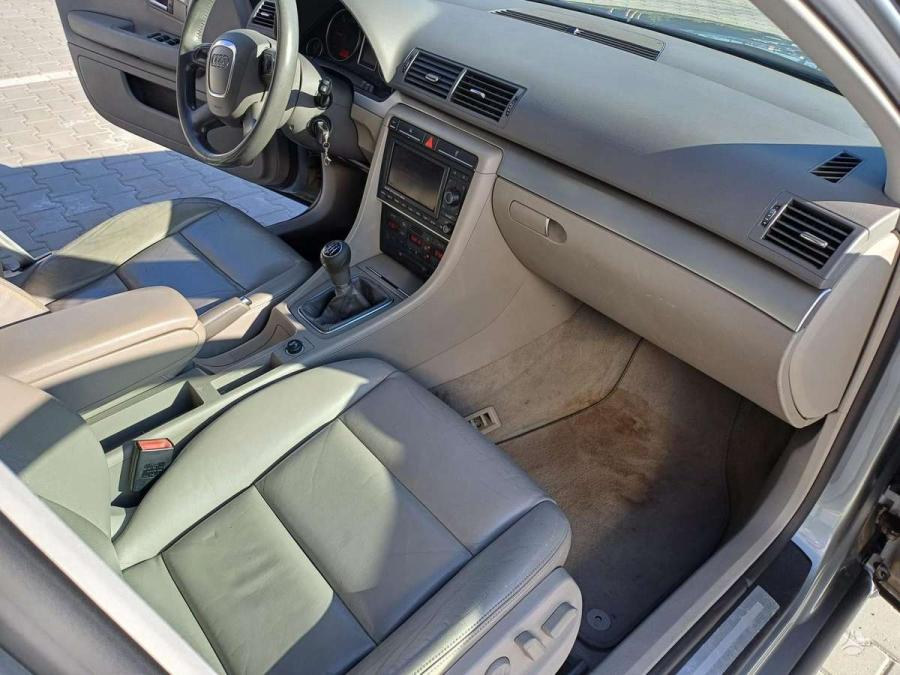 Grey Audi A4 2006 in Vilnius, with an engine capacity of 1.99 L and mileage of 358 thousand km for 1350 €, photo 9 on AUTOMOTO.COM.LV