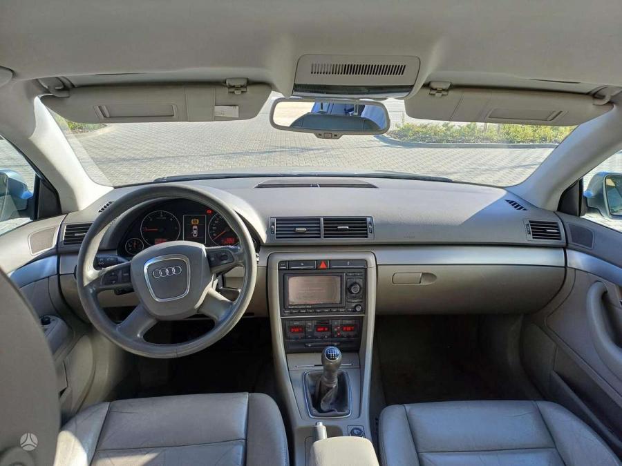 Grey Audi A4 2006 in Vilnius, with an engine capacity of 1.99 L and mileage of 358 thousand km for 1350 €, photo 11 on AUTOMOTO.COM.LV