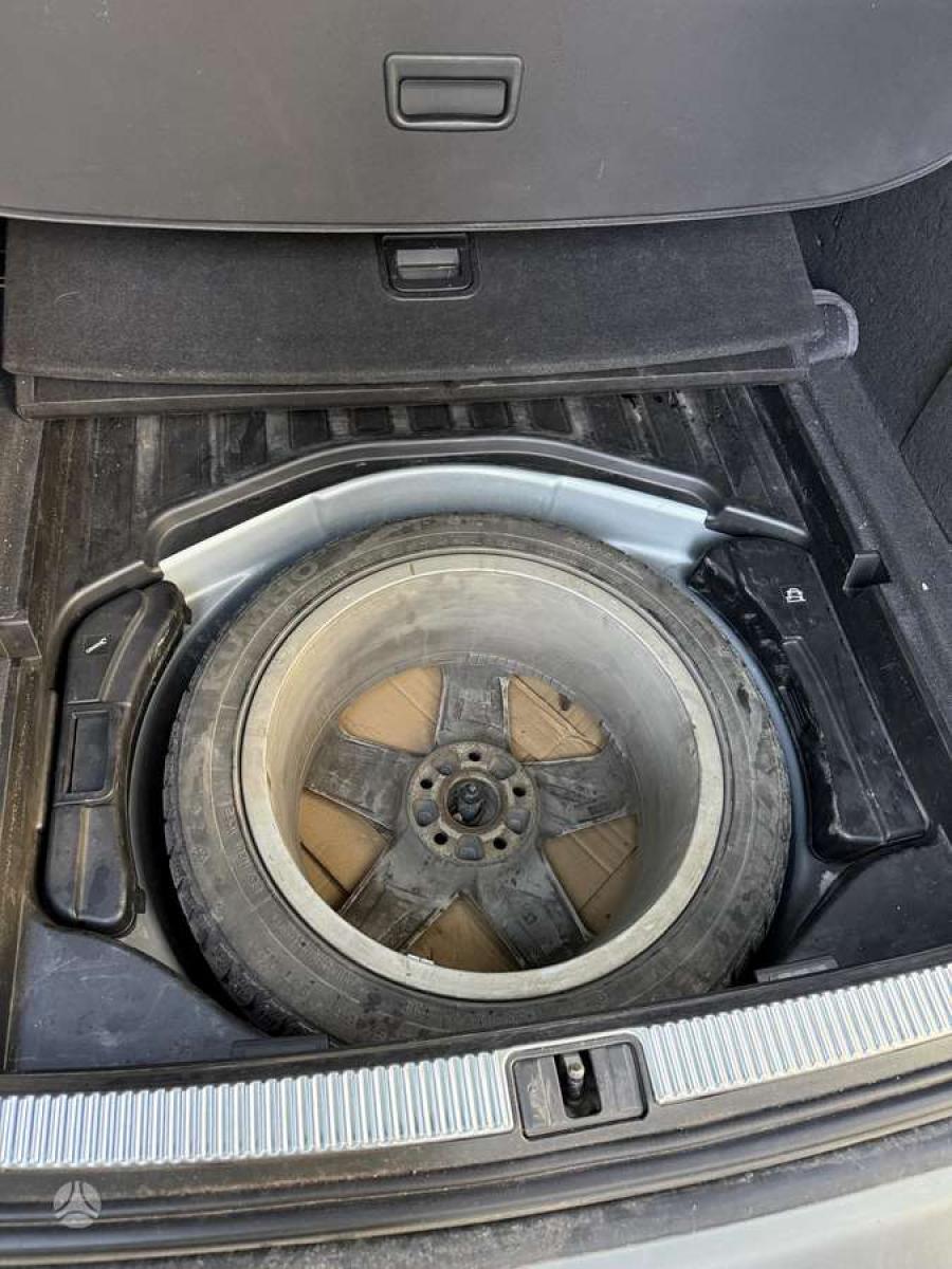 Grey Audi A4 2006 in Alytus, with an engine capacity of 1.97 L and mileage of 372 thousand km for 3000 €, photo 8 on AUTOMOTO.COM.LV