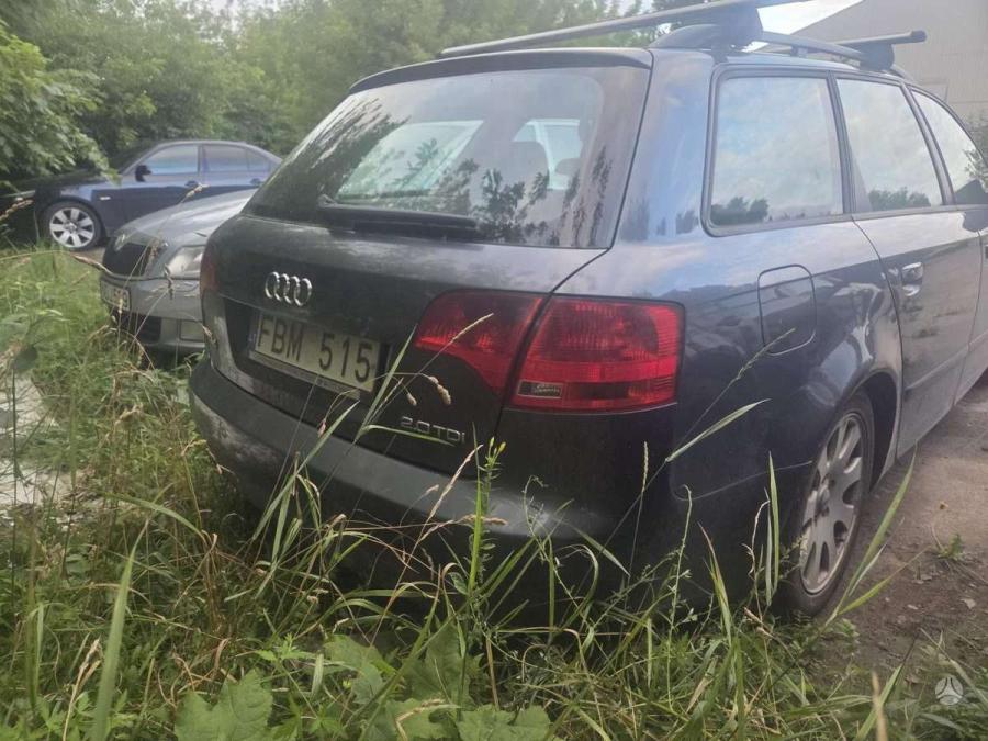 Grey Audi A4 2006 in Vilnius, with an engine capacity of 1.97 L and mileage of 354 thousand km for 600 €, photo 5 on AUTOMOTO.COM.LV