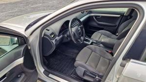 Grey Audi A4 2006 in Klaipeda, with an engine capacity of 1.97 L and mileage of 357 thousand km for 2895 €, photo 6 on AUTOMOTO.COM.LV