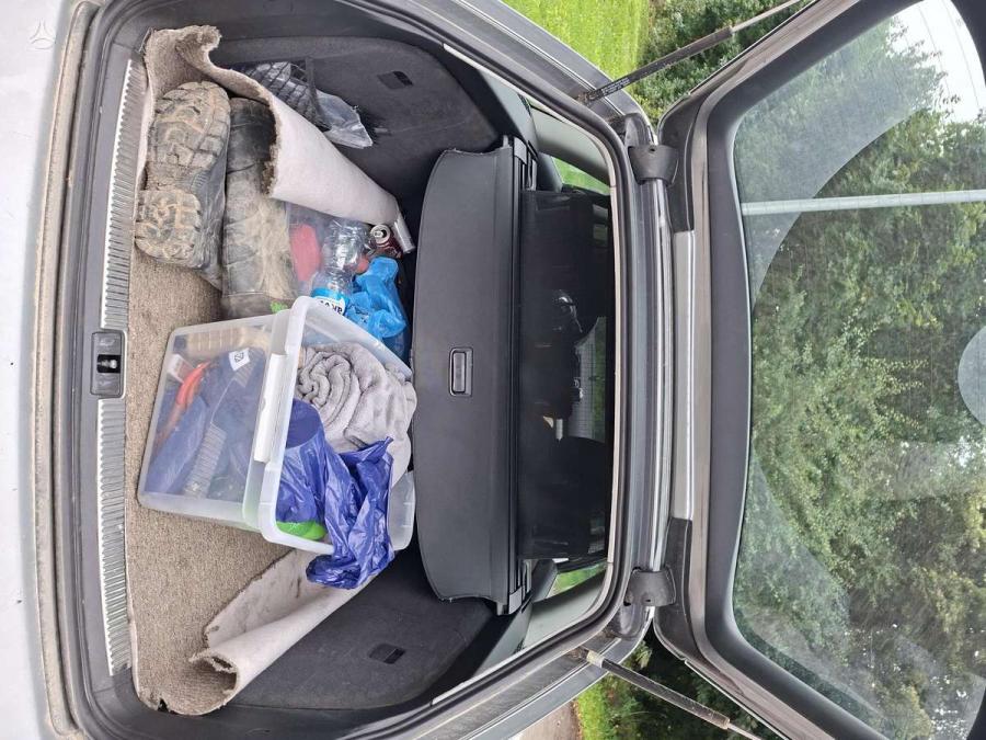 Grey Audi A4 2006 in Trakai, with an engine capacity of 1.97 L and mileage of 356 thousand km for 2800 €, photo 6 on AUTOMOTO.COM.LV