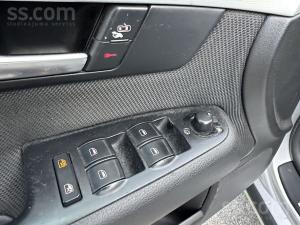 Grey Audi A4 2006 in Tukums, with an engine capacity of 2.00 L and mileage of 263 thousand km for 2000 €, photo 17 on AUTOMOTO.COM.LV